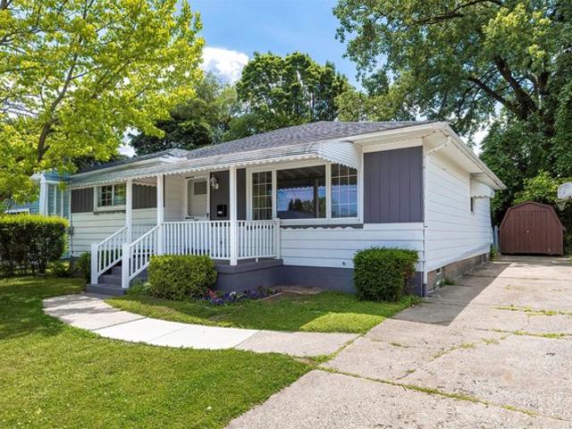 517 E 37th St, Erie, PA 16504