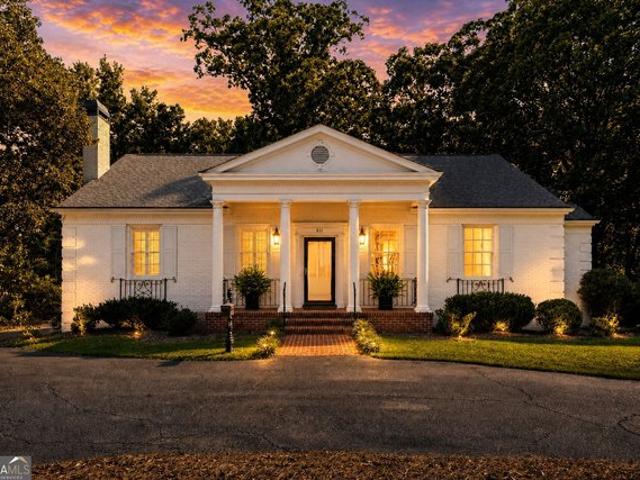 517 E College St, Griffin, GA 30224