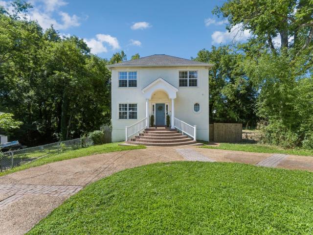 517 Elgin St