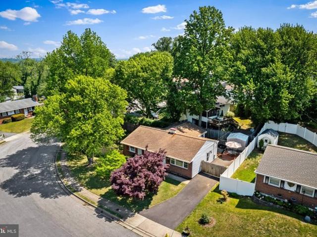 517 Fountain Dr, Linthicum Heights, MD 21090