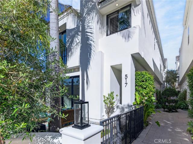 517 Fernleaf Ave, Corona del Mar, CA 92625 | MLS #OC26083