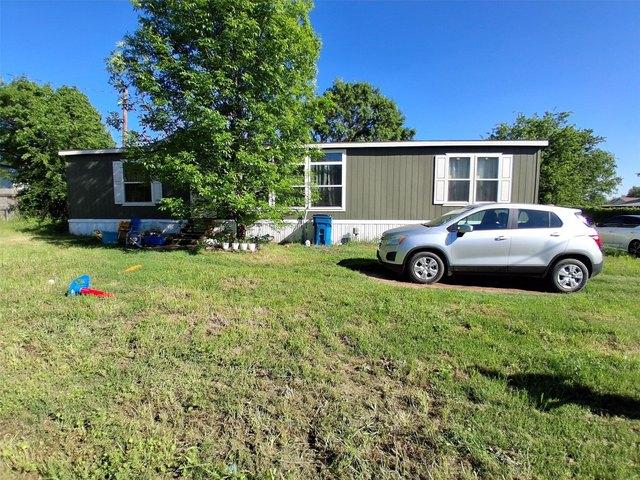 517 Killough Rd, Granbury, TX 76049
