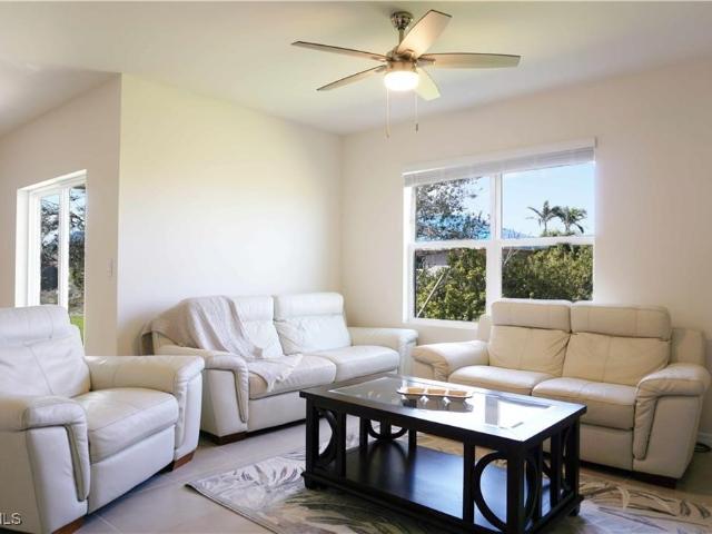 517 Kismet Pkwy W, Cape Coral, FL 33993 | MLS #2026001