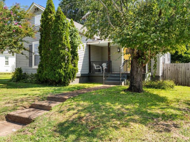 517 Industry St