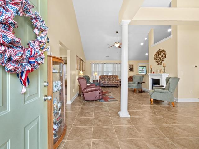 517 Merlot Ct