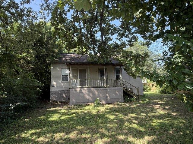 517 N 4th St, Thayer, MO 65791