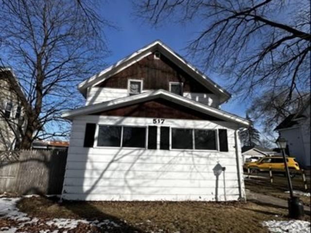 517 N 2nd Ave, Wausau, WI 54401