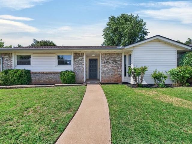 517 NW 139th St, Edmond, OK 73013