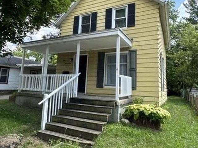 517 S Clemens Ave, Lansing, MI 48912
