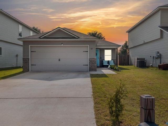 517 Savannah St, Odenville, AL 35120