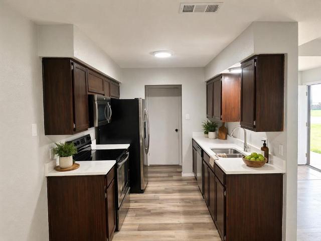 517 Signal Hill Court S # 517
