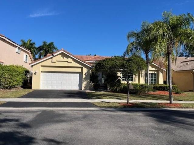 517 Spinnaker, Weston, FL 33326 | MLS #B26009 | Compass