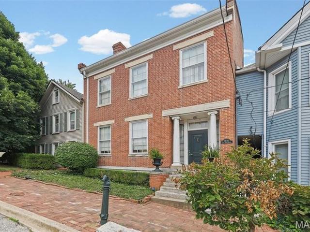 517 State St, Alton, IL 62002