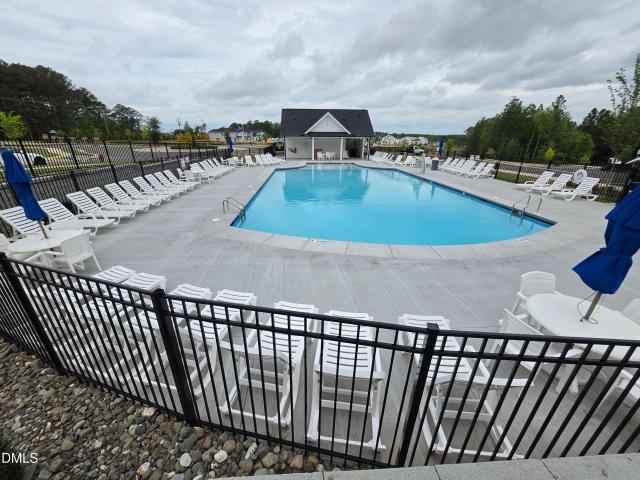 517 Sunset Lake Drive