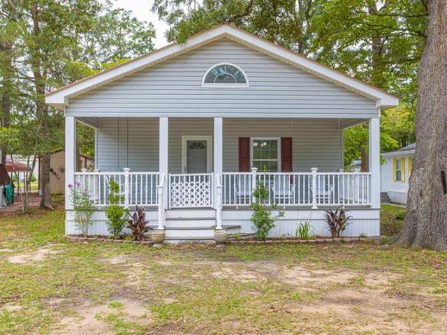 517 Porter Dr, Garden City Beach, SC 29576