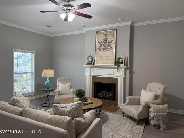 517 Roxbury Place