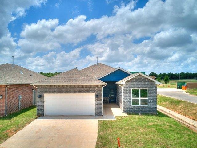 517 Remington Ave, Jones, OK 73049
