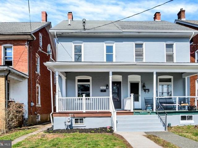 517 W 5th St, Pennsburg, PA 18073