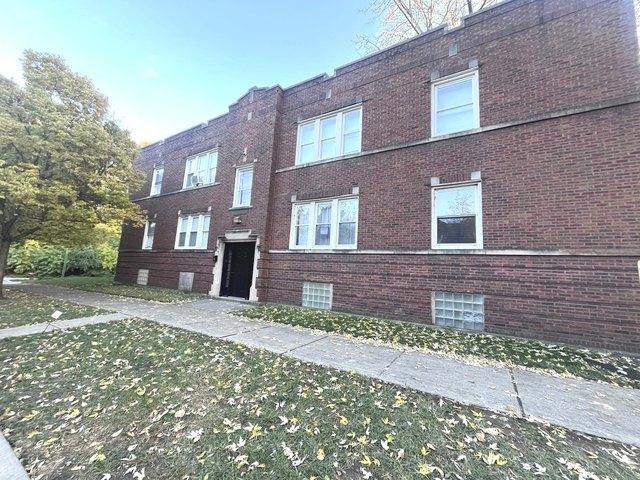 517 W 75th St, Chicago, IL 60620