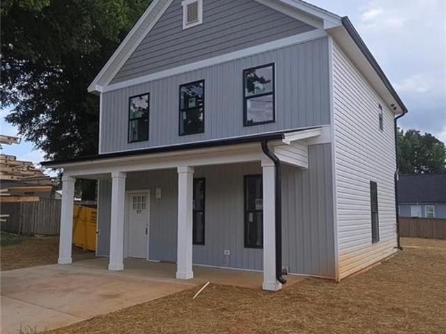 517 W Vandalia Rd, Greensboro, NC 27406