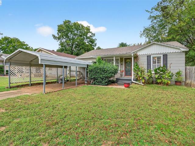 517 W Bullock St, Denison, TX 75020 | MLS #21073 | Compass