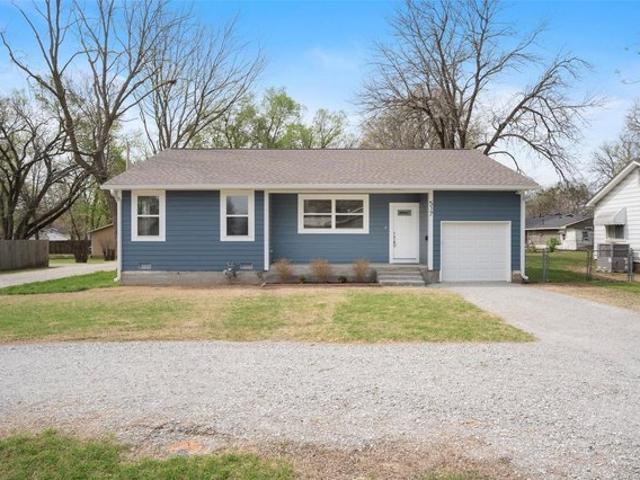 517 W Clyde Ave, Vinita, OK 74301