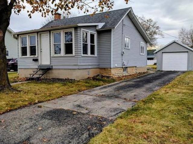 517 W Jefferson St, Waupun, WI 53963
