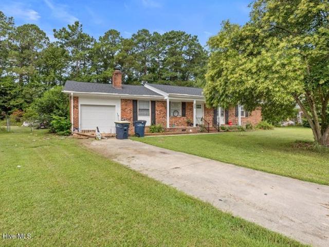 517 West Ct, Jacksonville, NC 28546