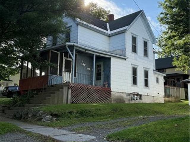 517 West St, Carthage, NY 13619