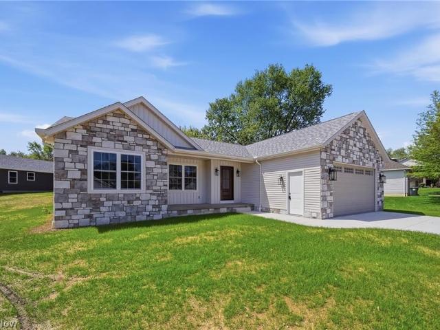 517 Whitetail Trail NE