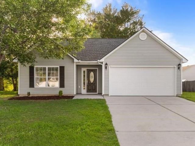 517 Topaz Ave, Little River, SC 29566