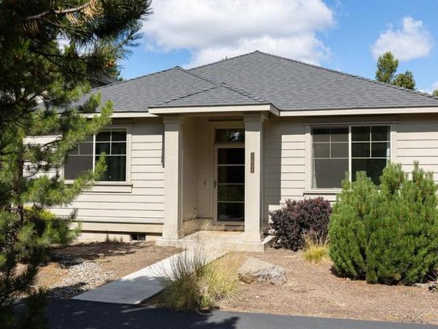 51844 Hollinshead Pl, La Pine, OR 97739
