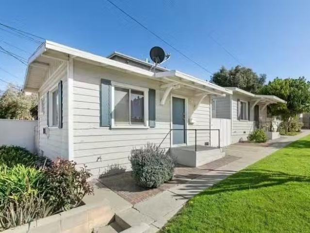 51854999 543 W 5th St
