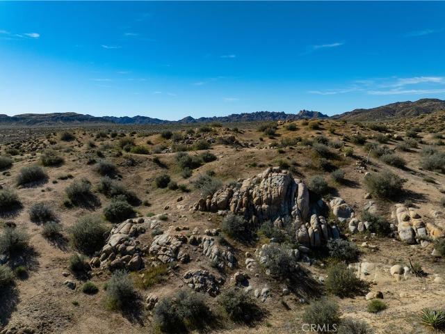 51856 Trails End Rd, Pioneertown, CA 92268 | MLS #JT26063 | Compass