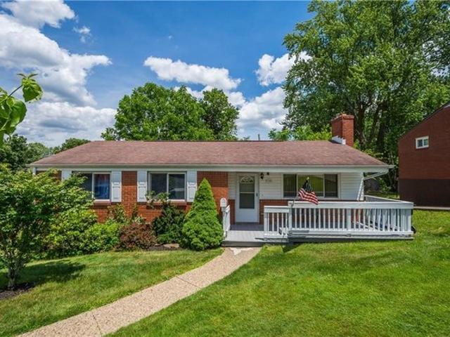 5185 Caste Dr, Pittsburgh, PA 15236