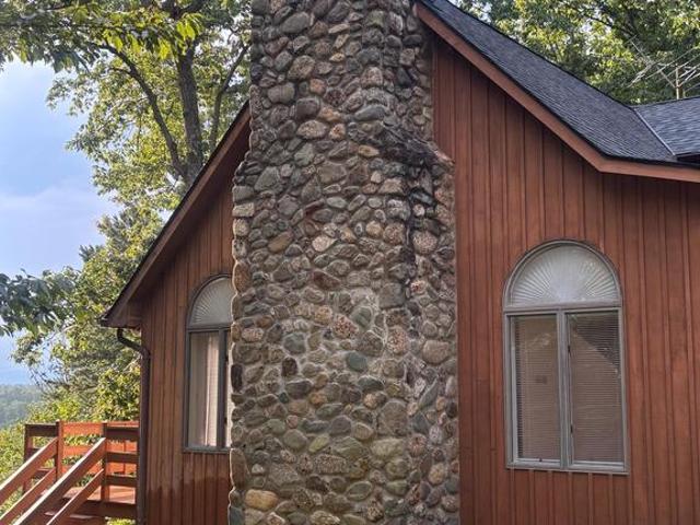 5185 Ridge Road