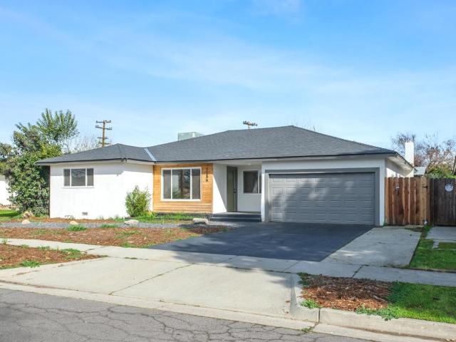 5186 N Callisch Ave, Fresno, CA 93710 | MLS #644564 | Compass