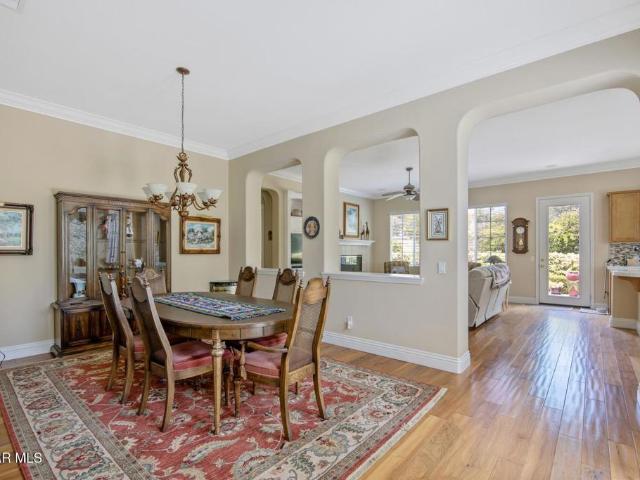 5187 Via Dolores