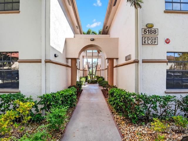5188 Europa Dr, Unit G, Boynton Beach, FL 33437 | MLS #B26002