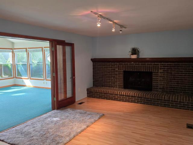 5189 Old Cove Road