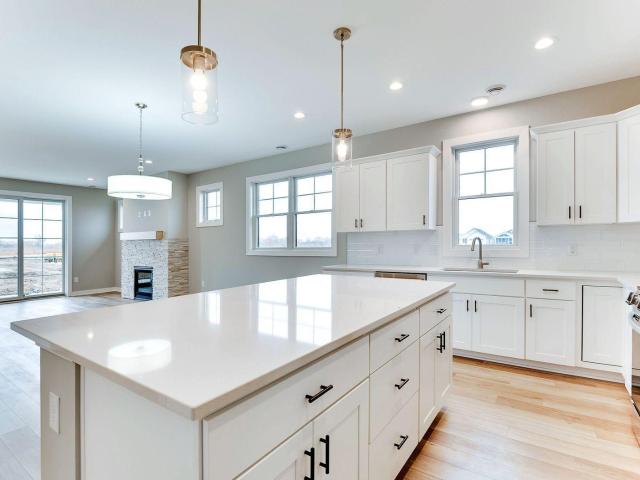 5189 th Street W