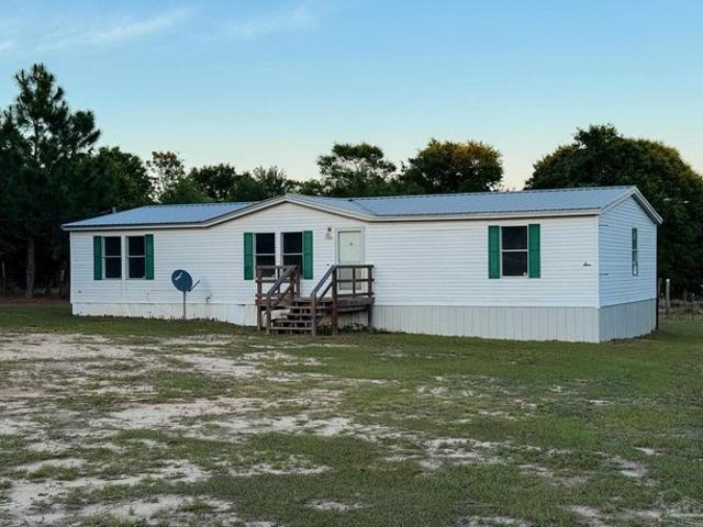 5180 Phoenix Dr, Milton, FL 32583