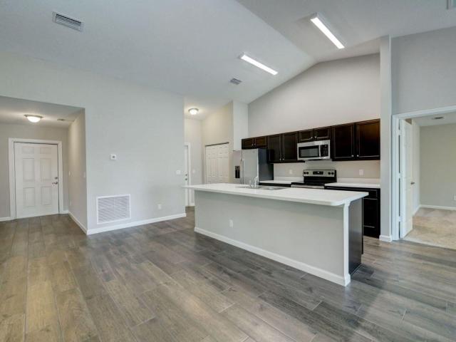 5181 NW Mayfield Ln, Port St. Lucie, FL 34983 | MLS #B26021