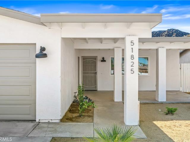 51825 Avenida Martinez