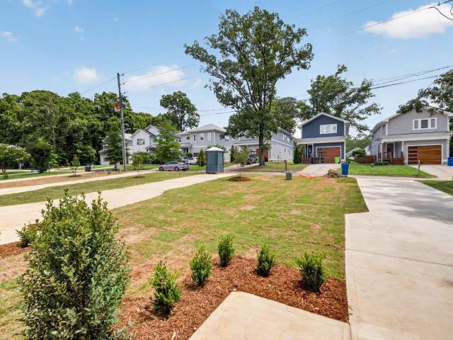 518 1/2 Heather Drive