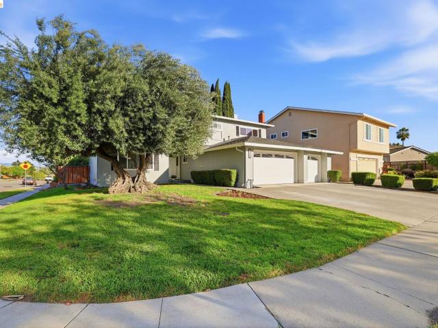 518 Churchill Park Dr