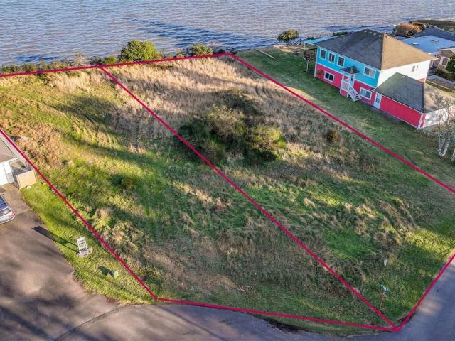 518 Chinook Ave SE, Ocean Shores, WA 98569 | MLS #2466 | Compass