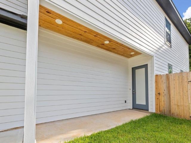 518 Clinton Street A