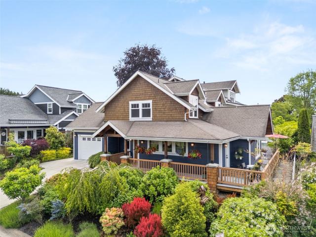 518 Antonson Lane NE