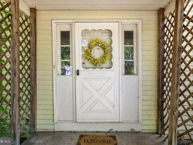 518 Adams Lane